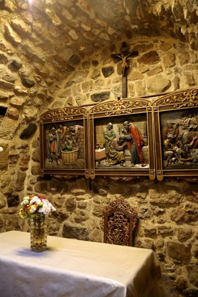 The Short Guide to One Day in Christian Damascus