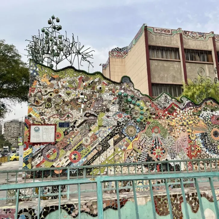 The Short Guide to One Day in Modern Damascus