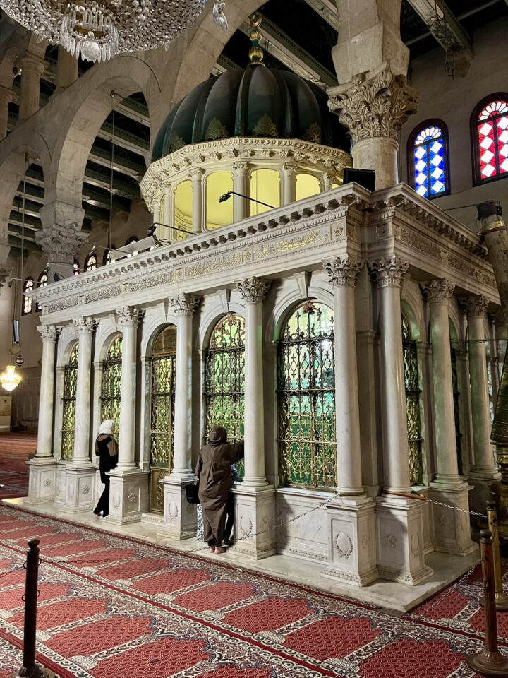 The Short Guide to One Day in Islamic Damascus