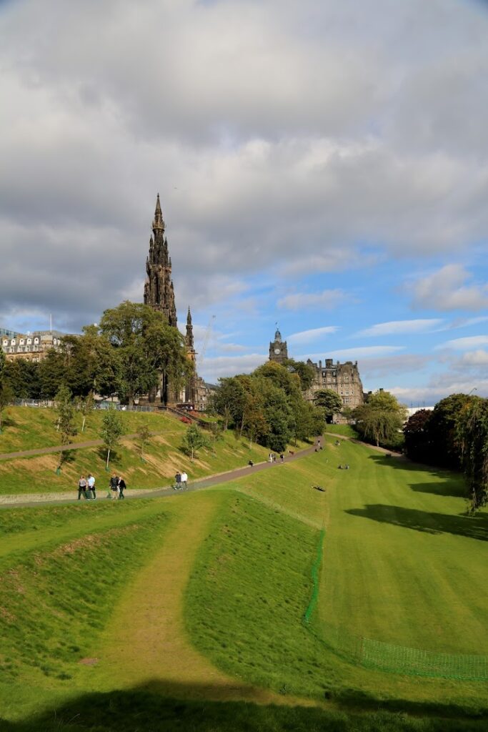Day Trip To Edinburgh: A Jam-Packed One-Day Itinerary