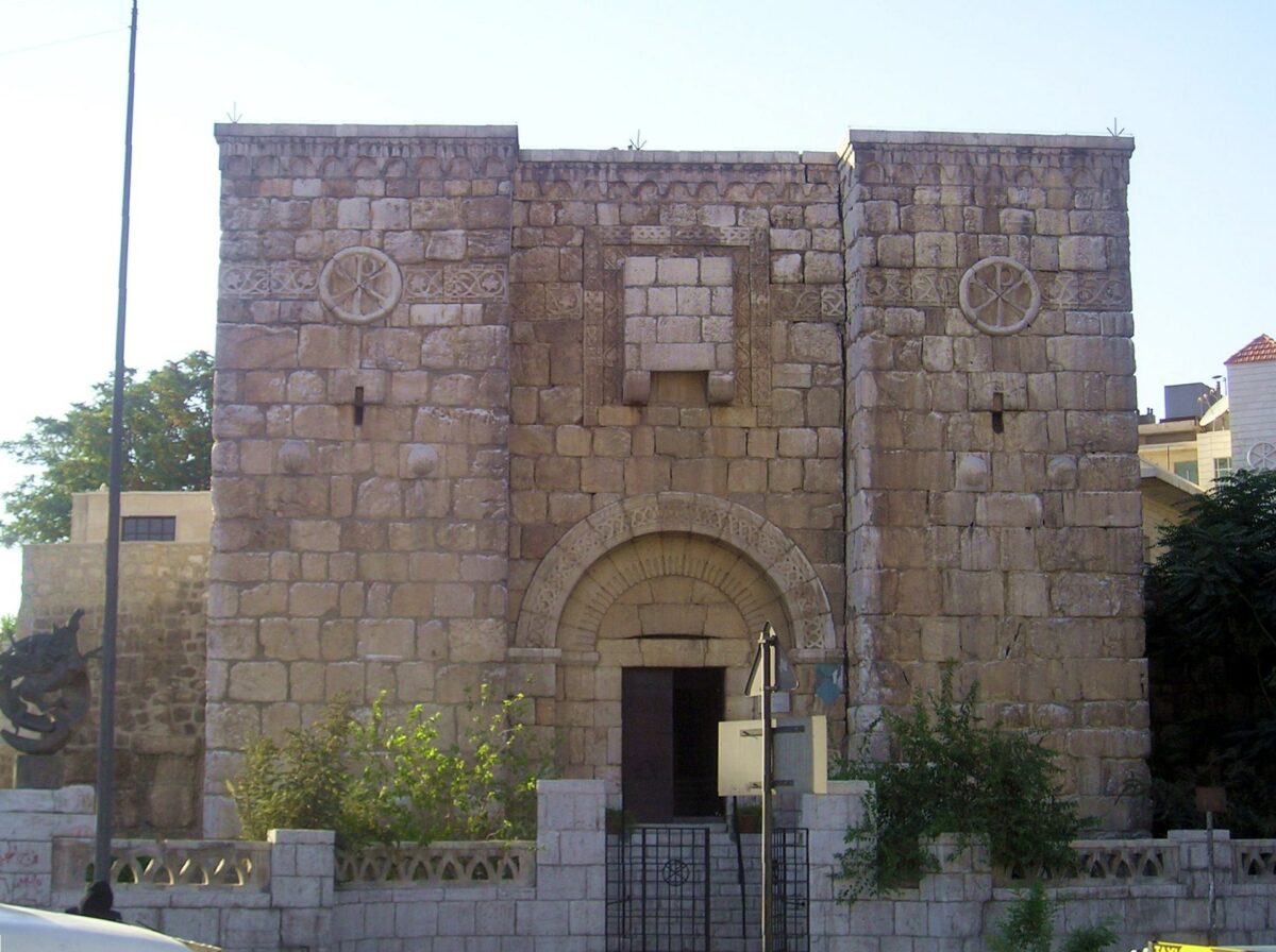 The Short Guide to One Day in Christian Damascus