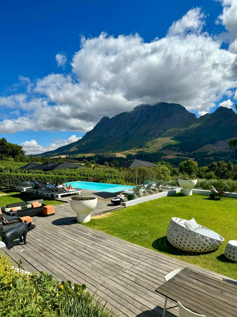 The Locals' Pick of the 5 Best Wine Farms in Stellenbosch - And 1 to Avoid