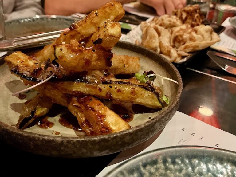 8 Best Asian Fusion Restaurants in Melbourne, Australia for 2025