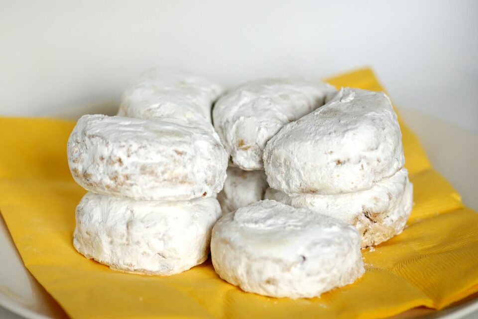 8 Traditional Greek Desserts and Where to Try them in Greece