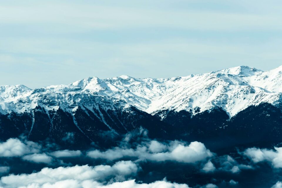 Skiing in Greece? The Top 6 Greek Winter Destinations
