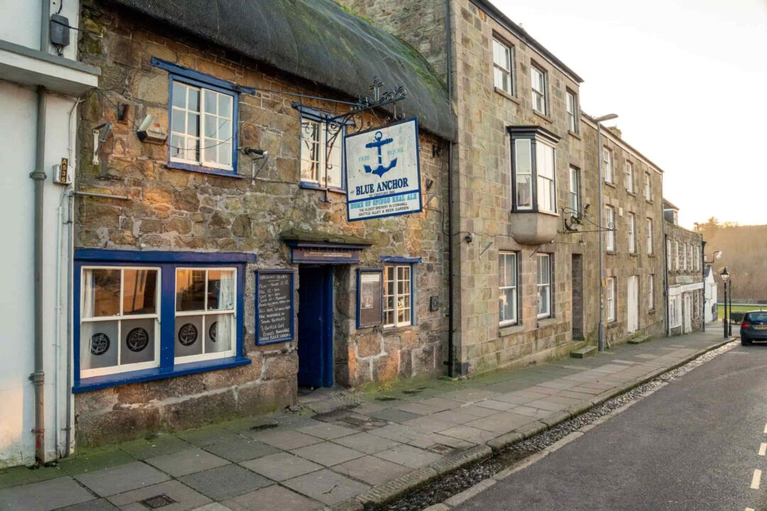 The 7 Best Pubs in Cornwall for A Pint: A Local's Guide