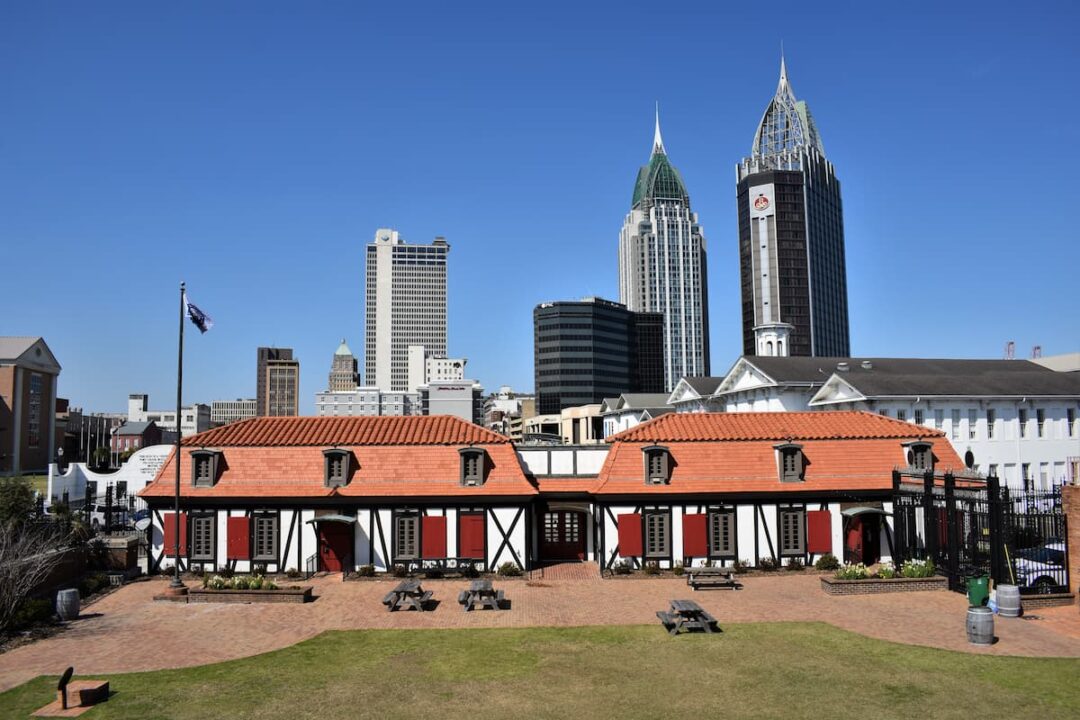These are the 5 Best Things to Do in Downtown Mobile, Alabama