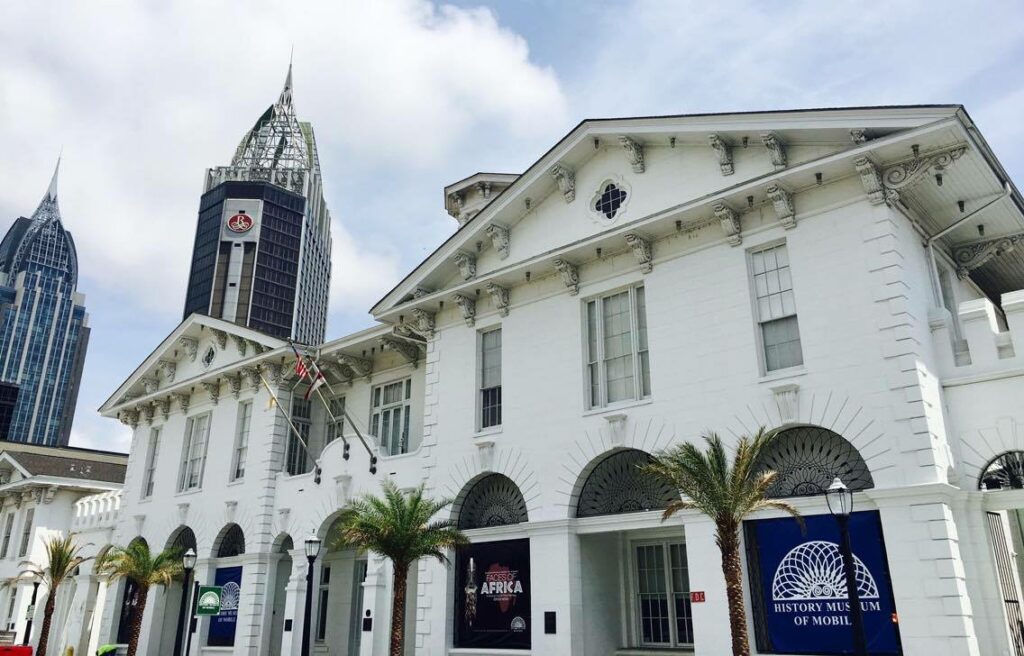 These are the 5 Best Things to Do in Downtown Mobile, Alabama