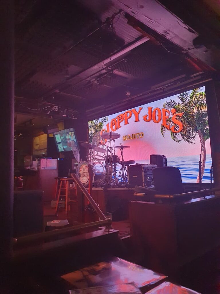 Key West vs Key Largo: The Hottest of the Florida Keys for 2025