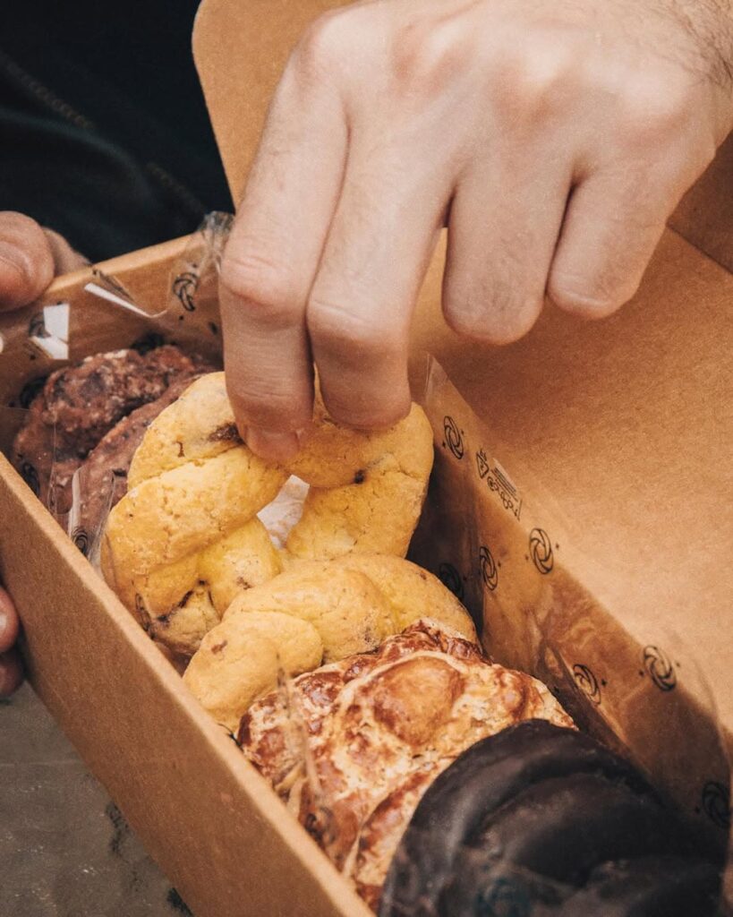 9 Naples Street Food You Cannot Miss In The Birthplace Of Pizza